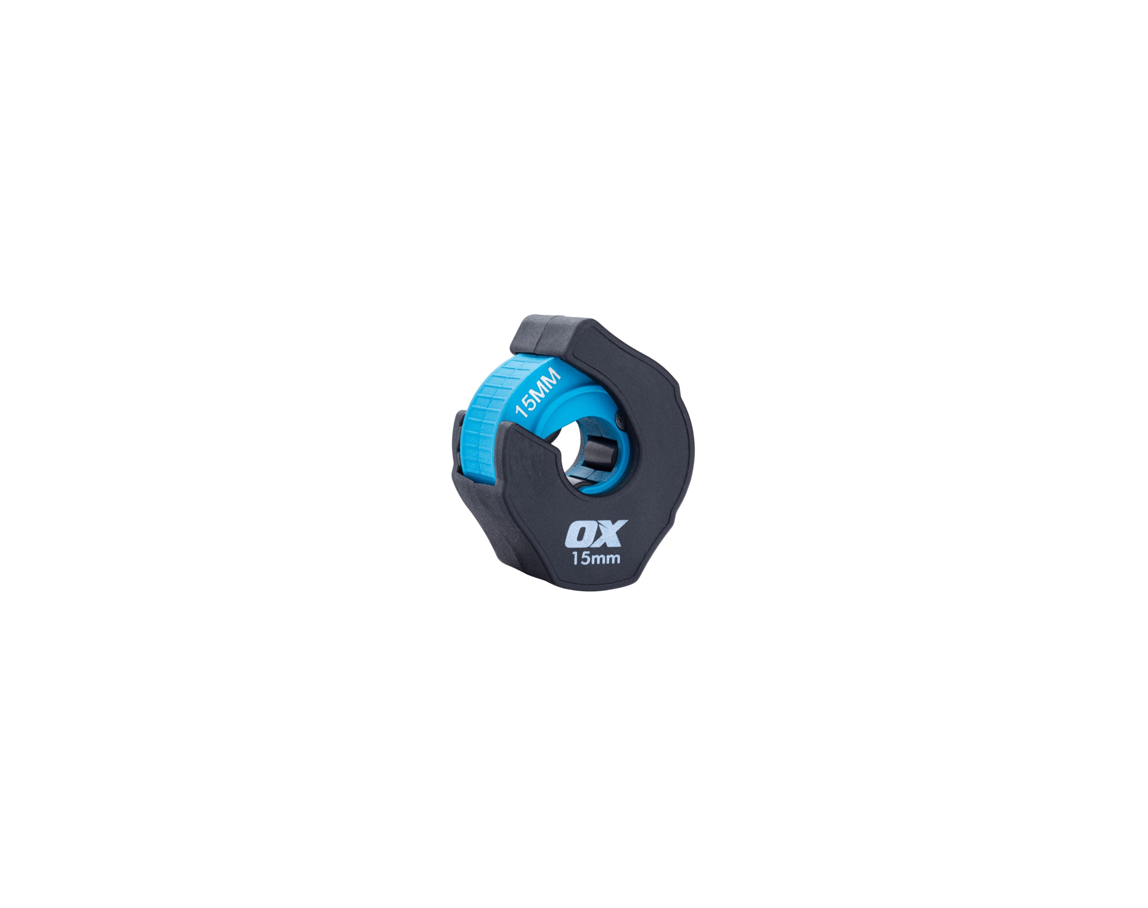PIPE CUTTERS – Dynamite Hardware
